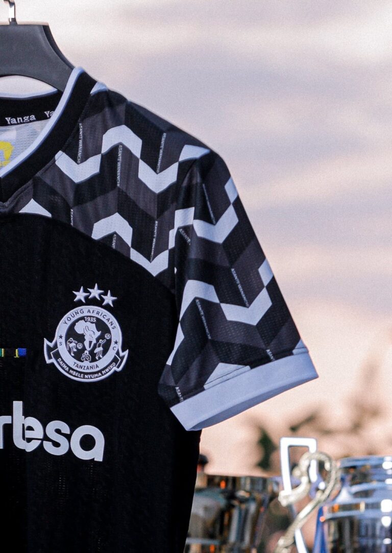 Hizi Apa Picha Za Jezi Mpya Ya Yanga Sc 2024/2025 - HABARI FORUM